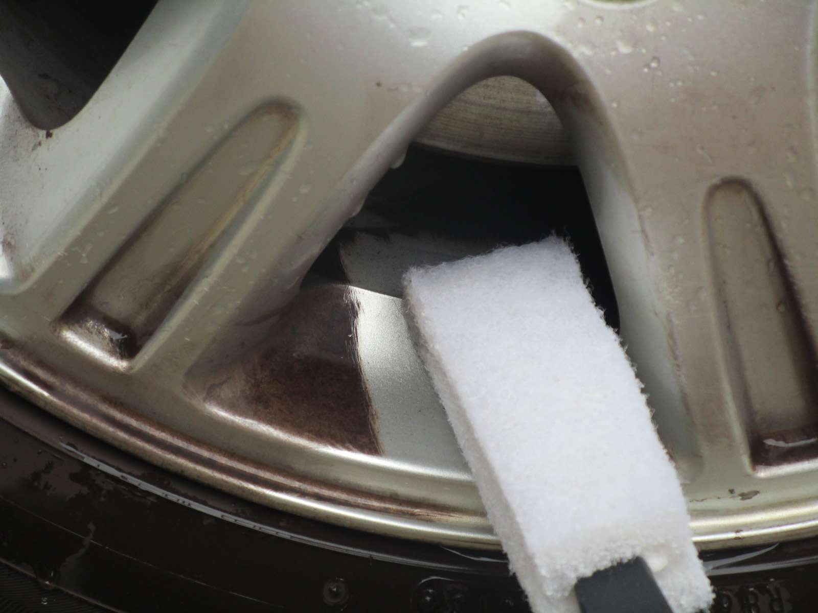 Effective Brake Dust Removal Guide for Clean, Shiny Wheels